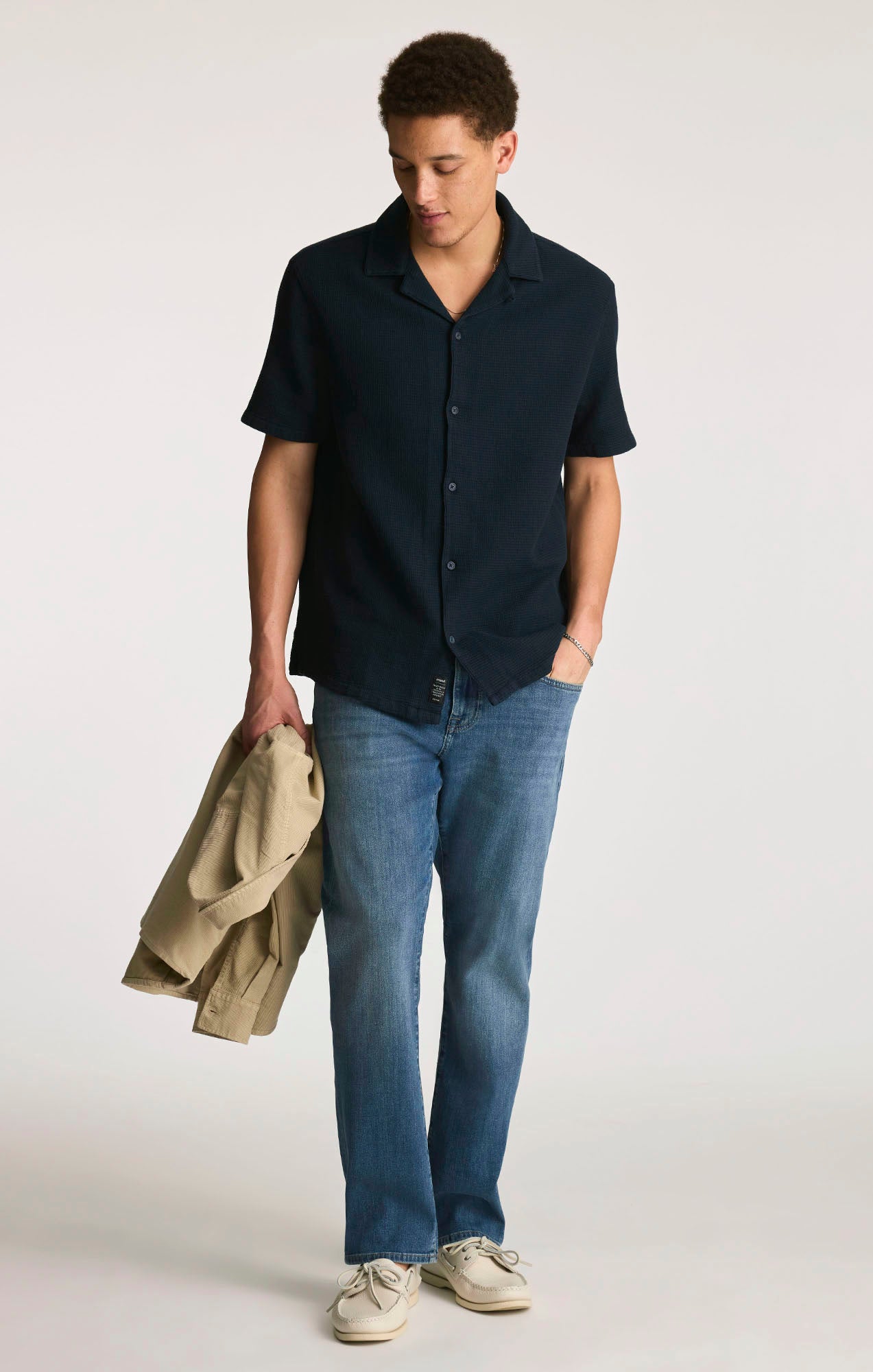 Mavi Men's Matt Relaxed Straight Leg In Mid Indigo Brushed Williamsburg ...